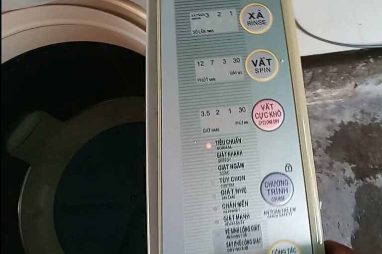 Nguyên nhân và cách khắc phục máy giặt Sanyo báo lỗi E9-20